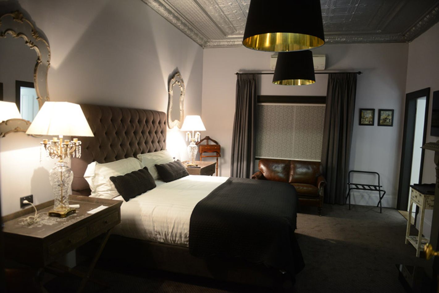 Travel In – Willow Tree Inn | Graze Willow Tree Inn